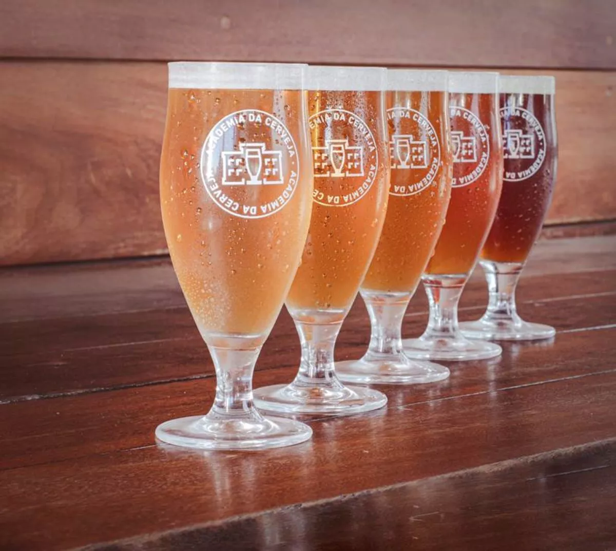 Ambev promove beer tour temático de Páscoa em Ponta Grossa