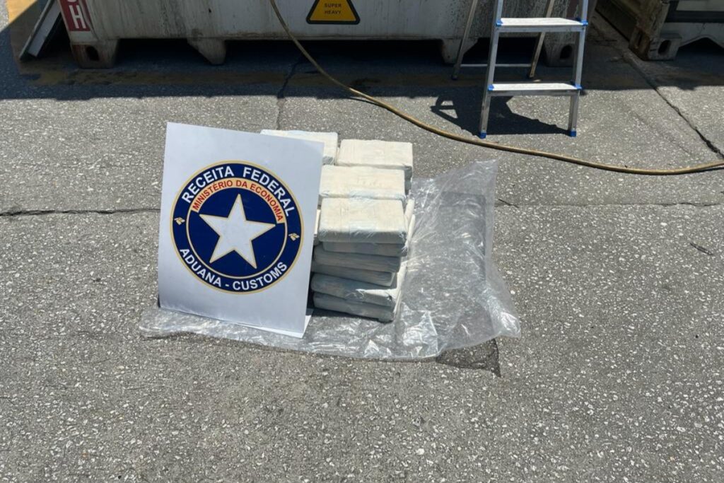 Receita Federal apreende 37 kg de cocaína em Paranaguá
