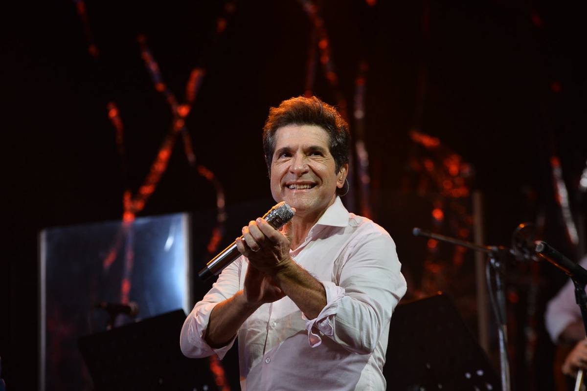 Daniel: Celebração Inigualável de 40 Anos de Carreira em Curitiba!