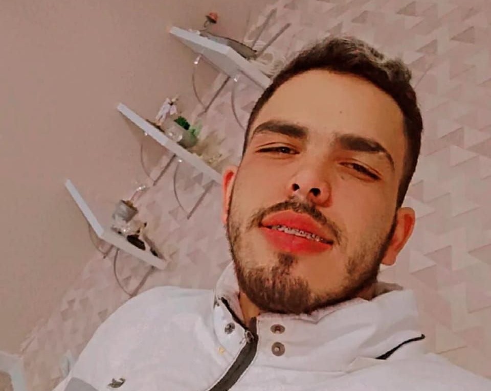 Amigos lamentam morte de motociclista no Contorno Leste