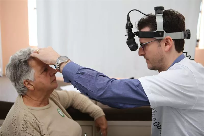 Curitiba terá mutirão de exames oftalmológicos no sábado