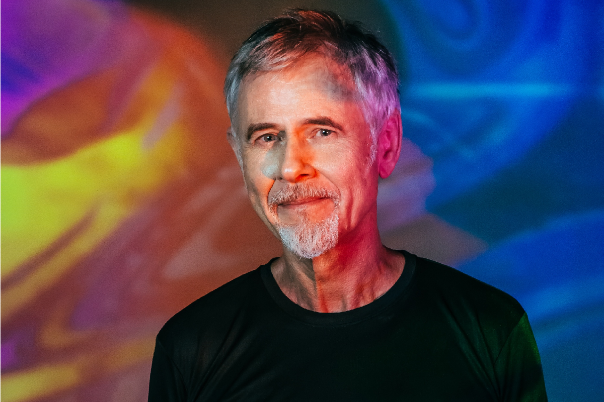 Ritchie em Curitiba: show celebra 40 anos de "Menina Veneno"