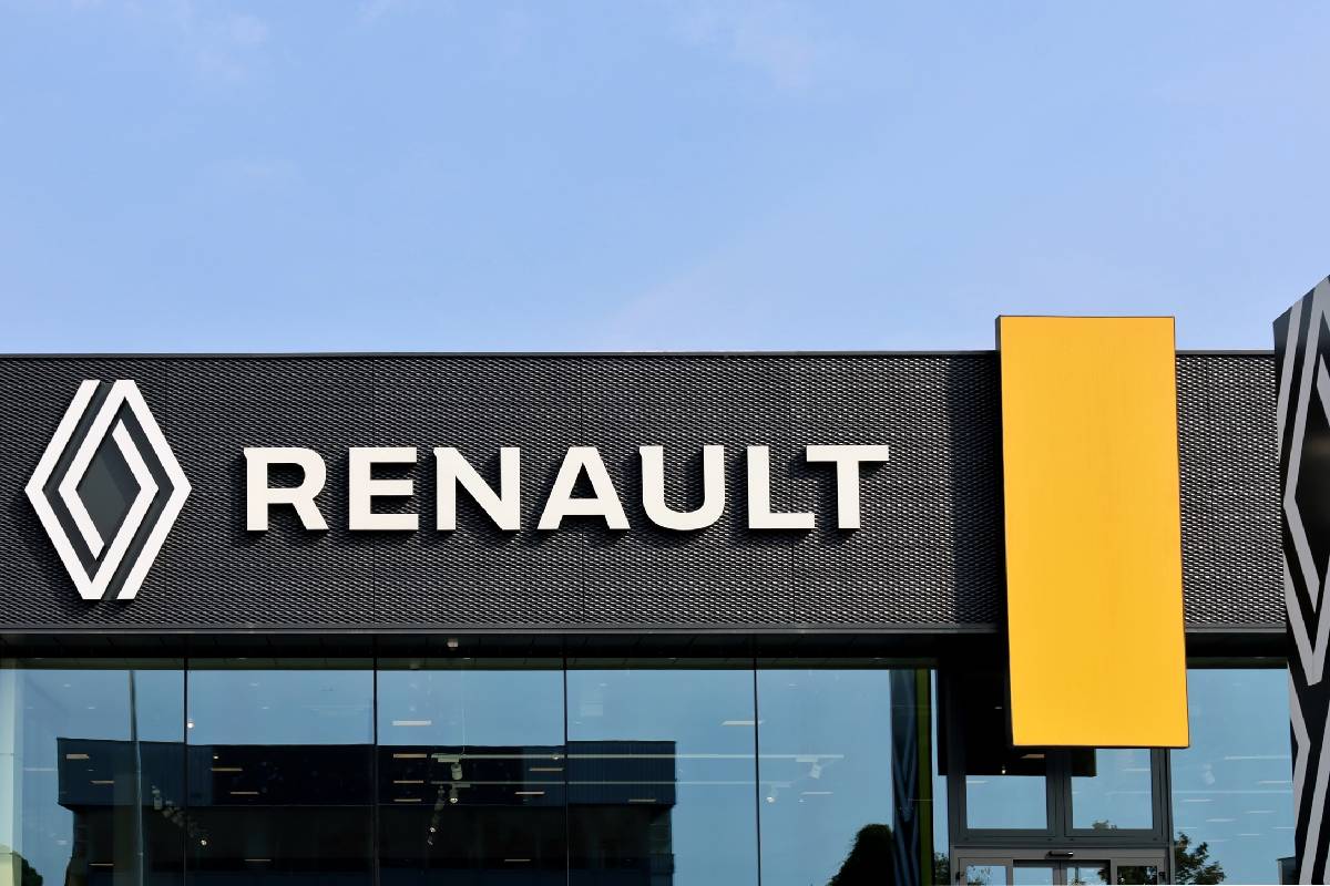 Fábrica da Renault abre vagas de emprego na Grande Curitiba