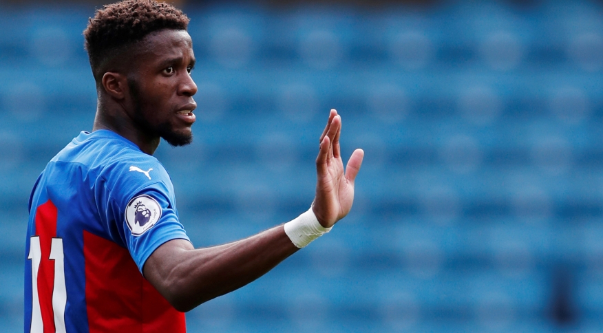 Zaha sofre ataques racistas na internet após vitória do Palace sobre Manchester City