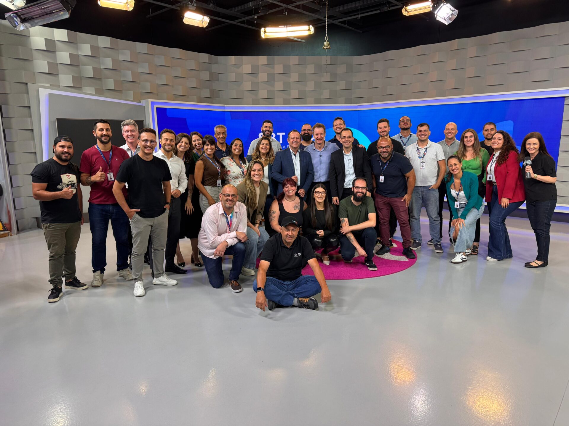 Massa Londrina: Rádio e TV | Massa