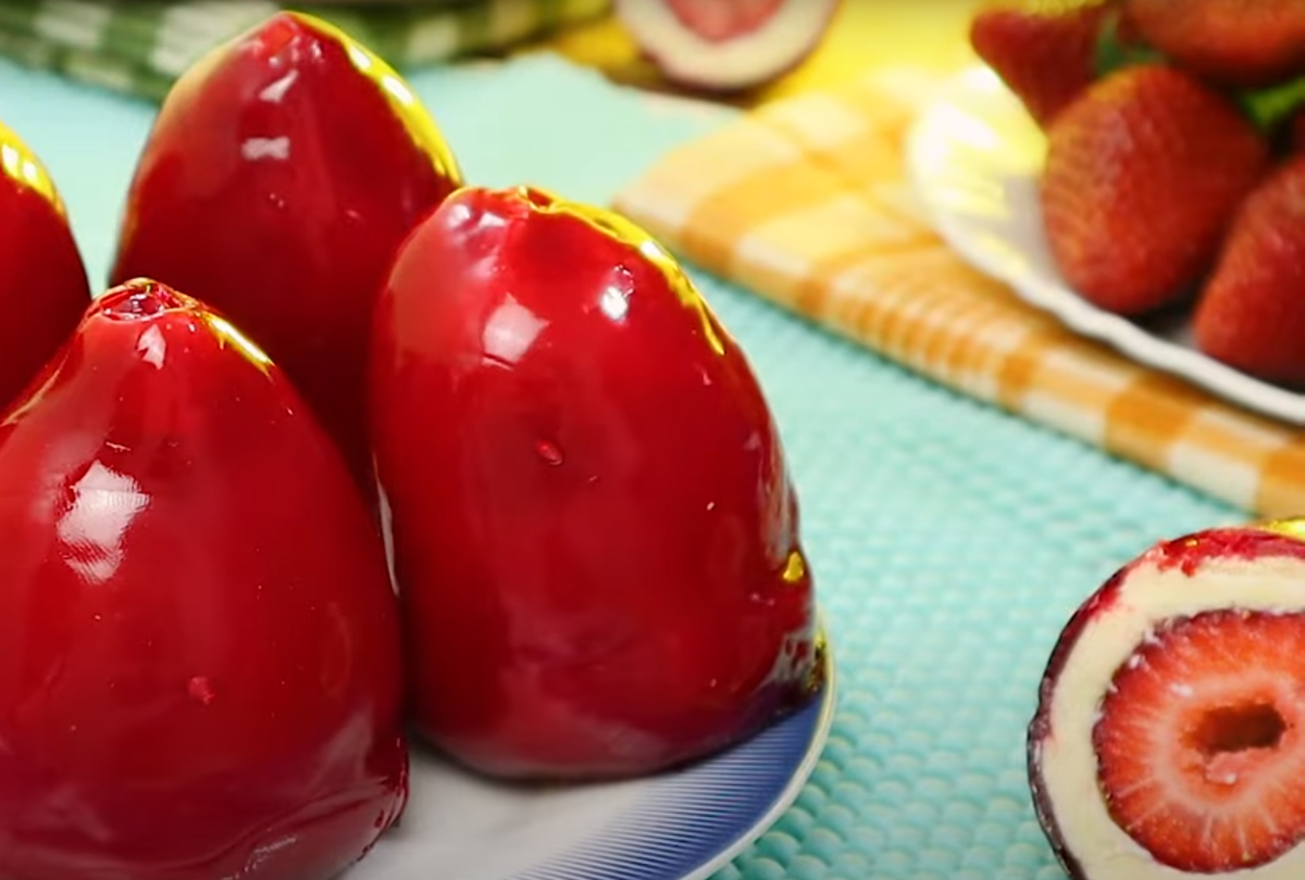 O Morango do Amor que conquistou a internet: veja como preparar | Massa ...