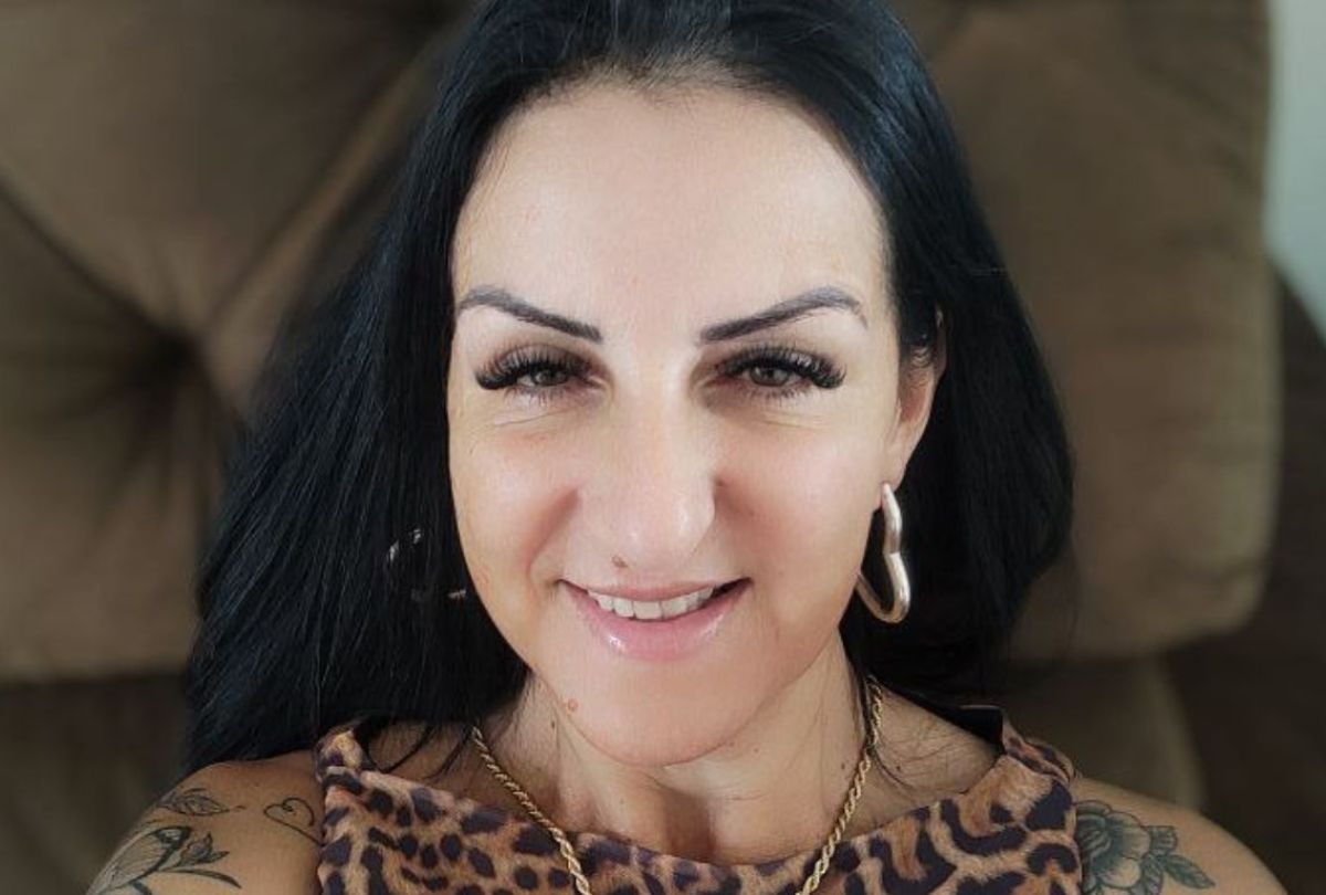 Mulher é morta pelo namorado e filha encontra o corpo em casa