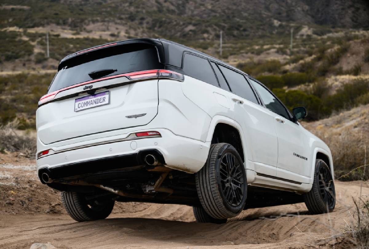 Conheça o Jeep Commander 2026: mais refinado e mais barato