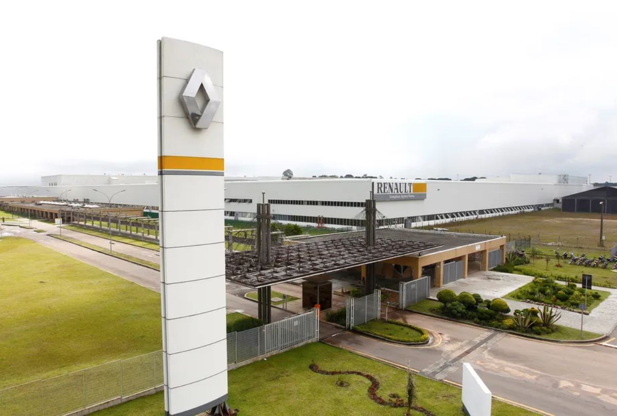 Fábrica da Renault abre vagas de emprego na Grande Curitiba
